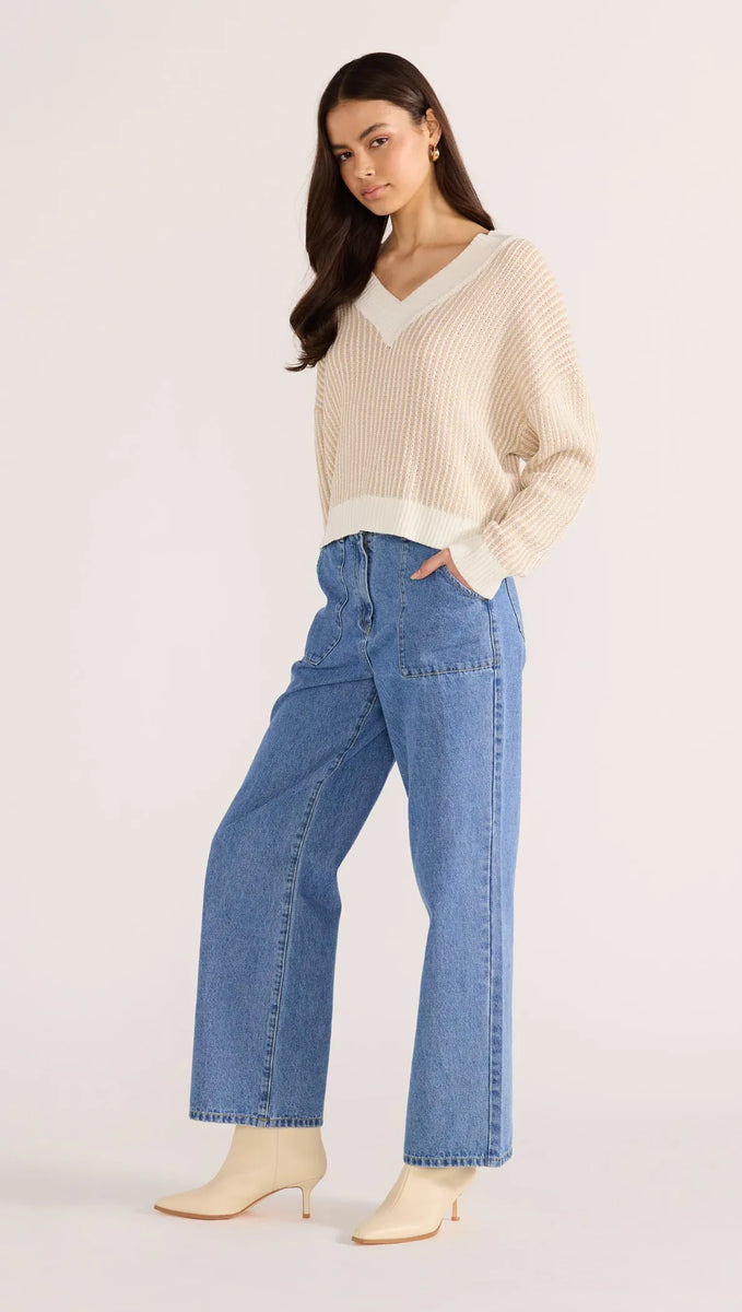 Megan V- Neck Sweater - Beige – Buckle & Bow